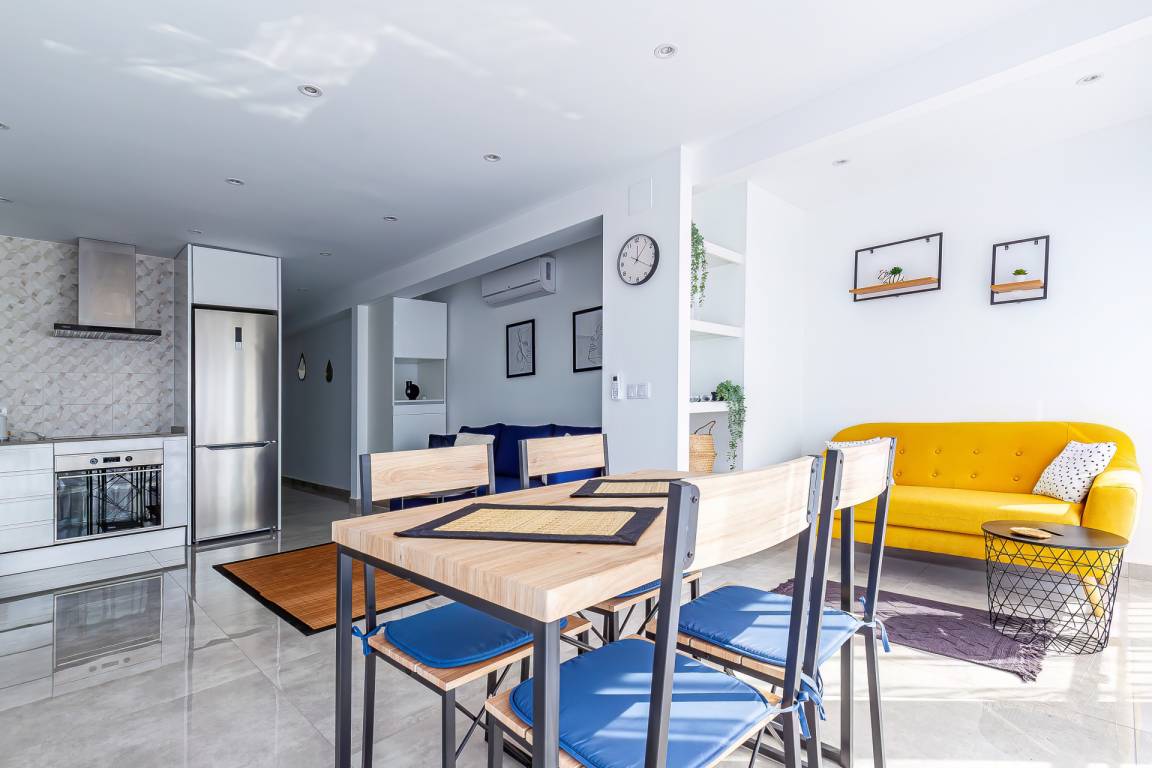 79 M² Ferienwohnung ∙ 2 Schlafzimmer ∙ 6 Gäste - Altea