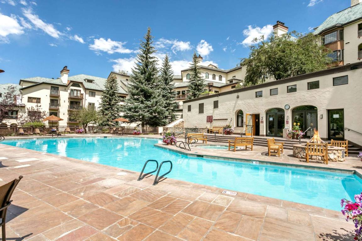 99 M² Condo ∙ 2 Bedrooms ∙ 6 Guests - Beaver Creek, CO