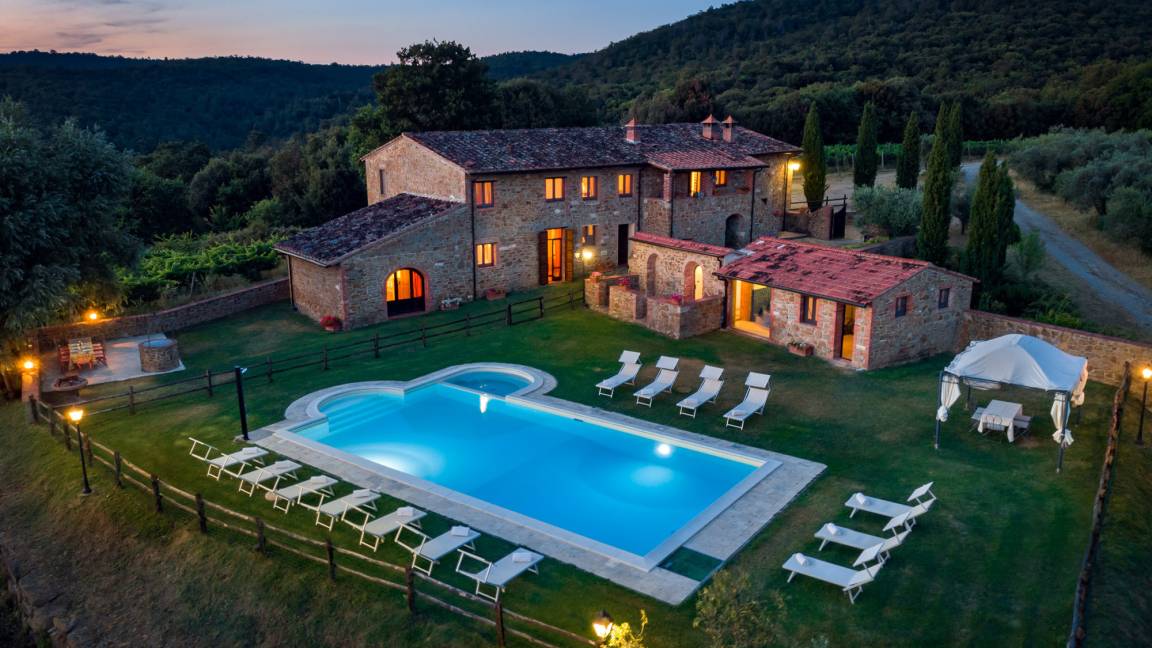 340 M² Villa ∙ 8 Schlafzimmer ∙ 16 Gäste - Rapolano Terme