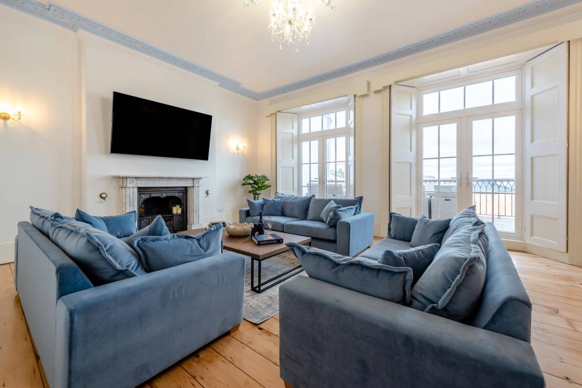 Cottage ∙ 6 Bedrooms ∙ 12 Guests - Tenby