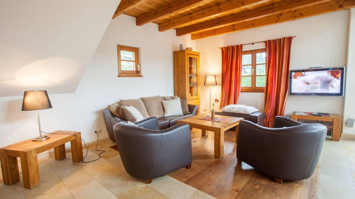 200 M² Apartment ∙ 4 Bedrooms ∙ 8 Guests - Grainau