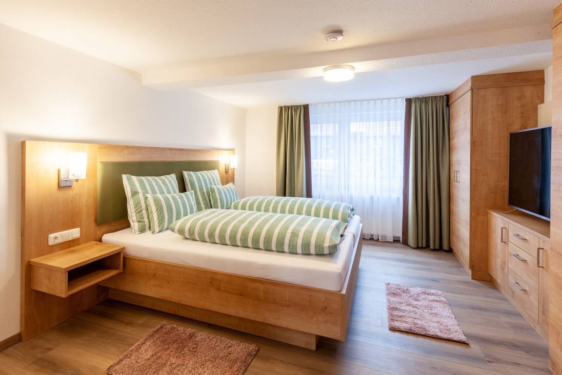 51 M² Ferienwohnung ∙ 1 Schlafzimmer ∙ 4 Gäste - Bad Orb