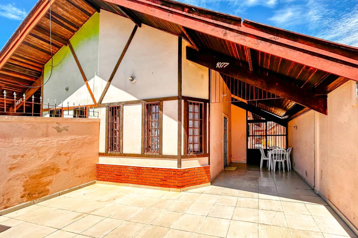 82 M² Casa ∙ 2 Quartos ∙ 5 Hóspedes - Peruíbe