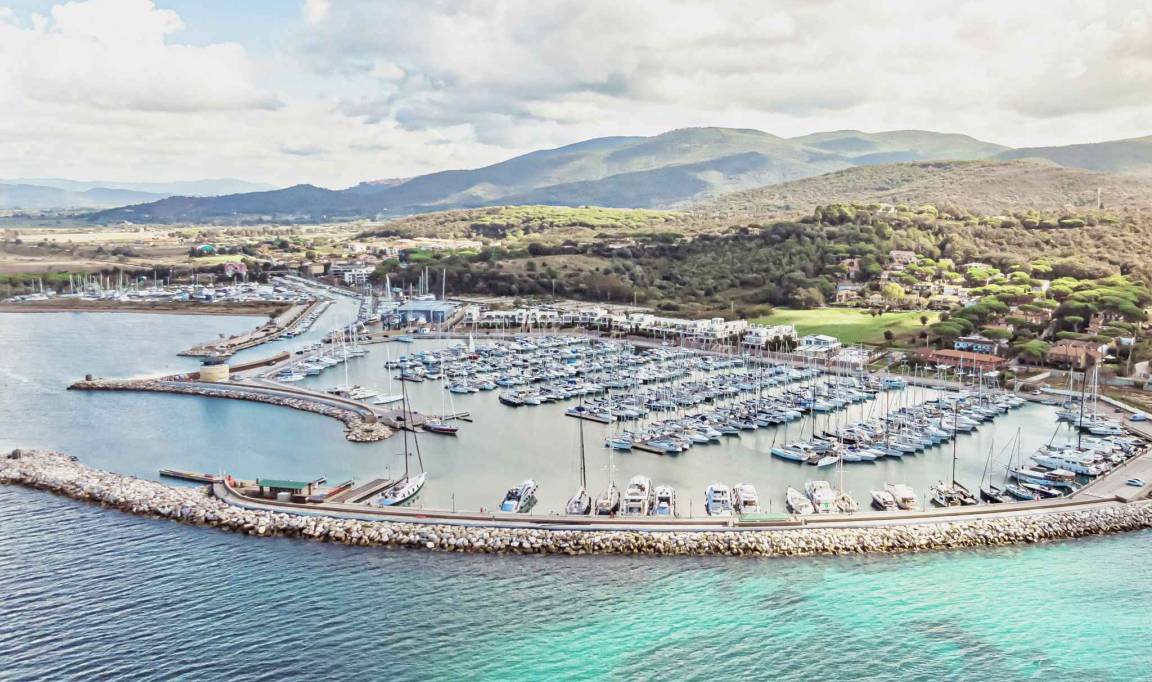 75 M² Appartement ∙ 2 Chambres ∙ 4 Personnes - Follonica