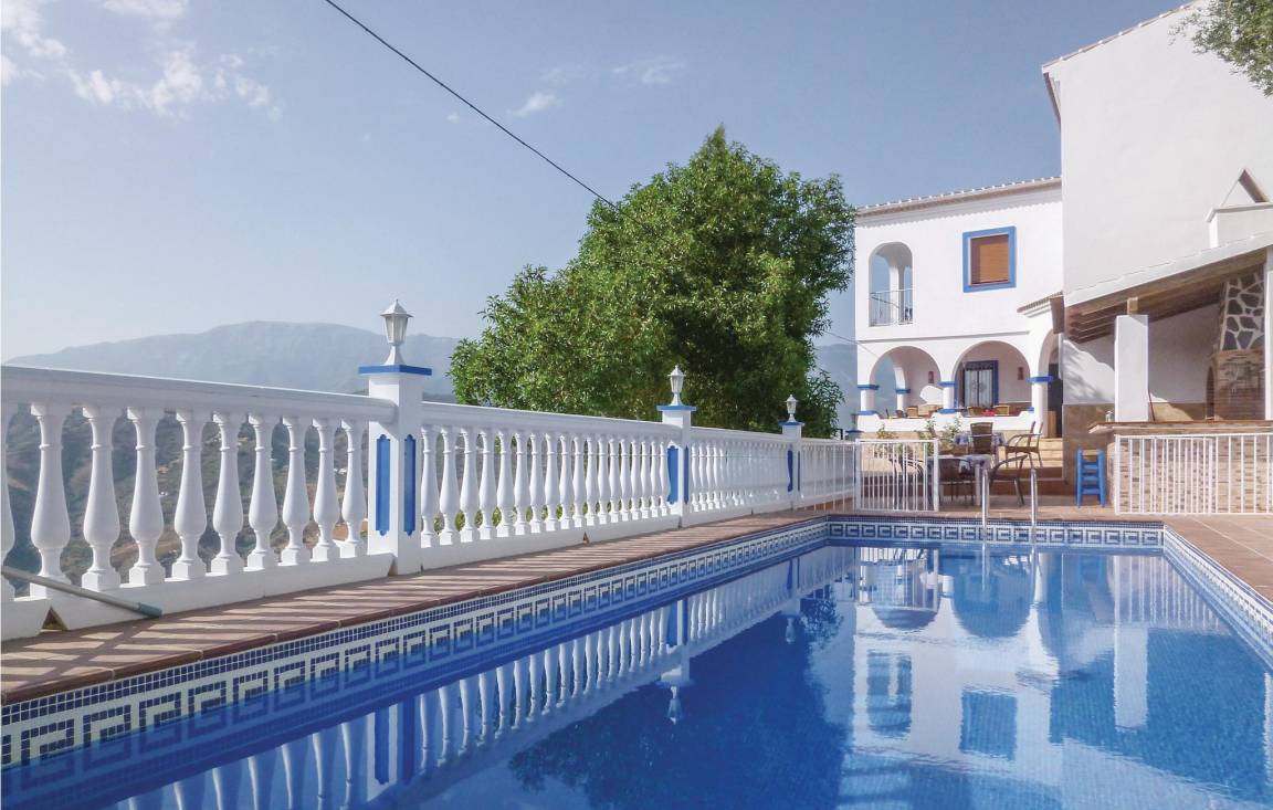 185 M² Ferienhaus ∙ 6 Schlafzimmer ∙ 15 Gäste - Canillas de Albaida