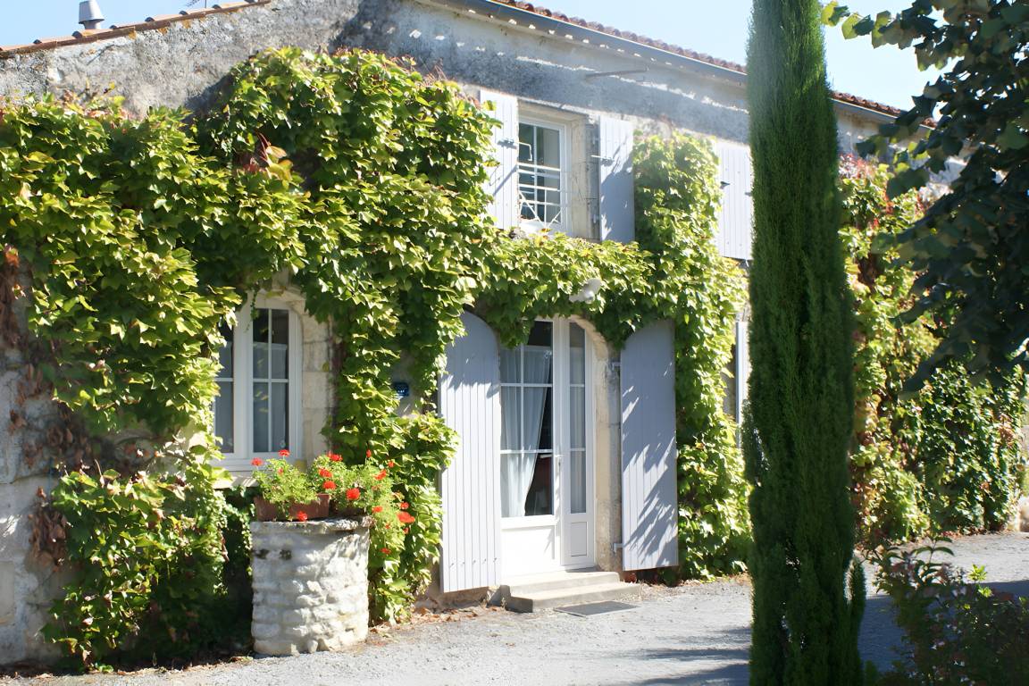 49 M² Maison De Vacances ∙ 1 Chambre ∙ 5 Personnes - Surgères