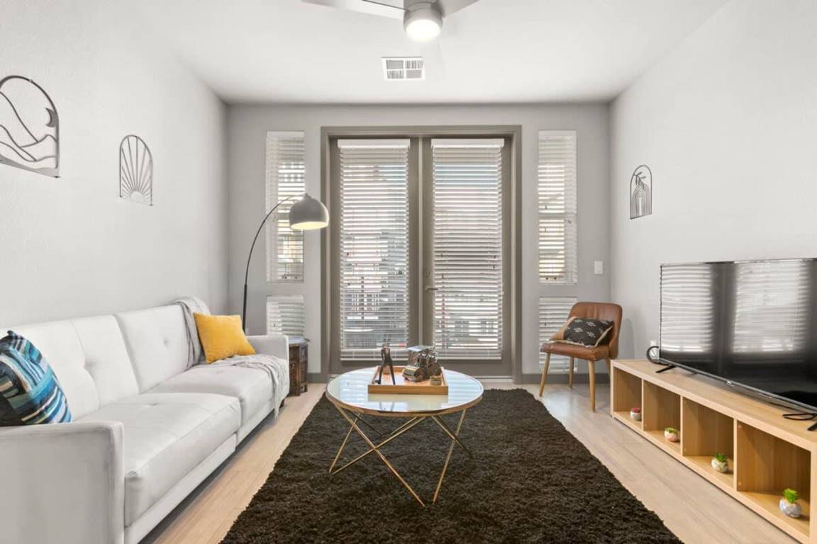 Apartment ∙ 1 Bedroom ∙ 4 Guests - Downtown Phoenix - Phoenix