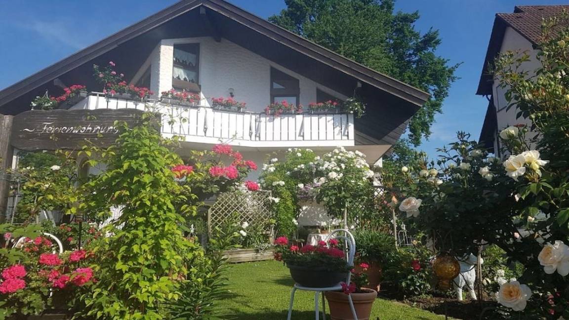 85 M² House ∙ 1 Bedroom ∙ 2 Guests - Kressbronn am Bodensee