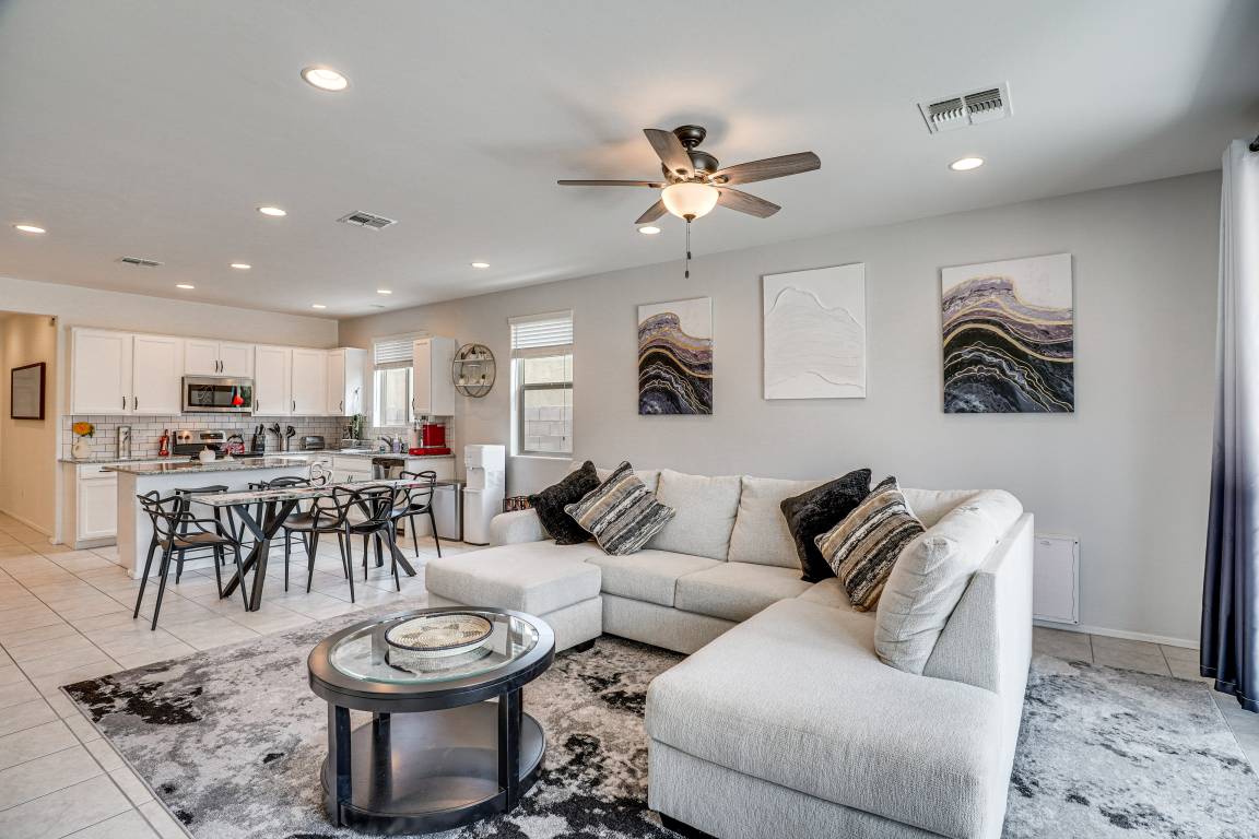 160 M² House ∙ 4 Bedrooms ∙ 6 Guests - Tucson, AZ