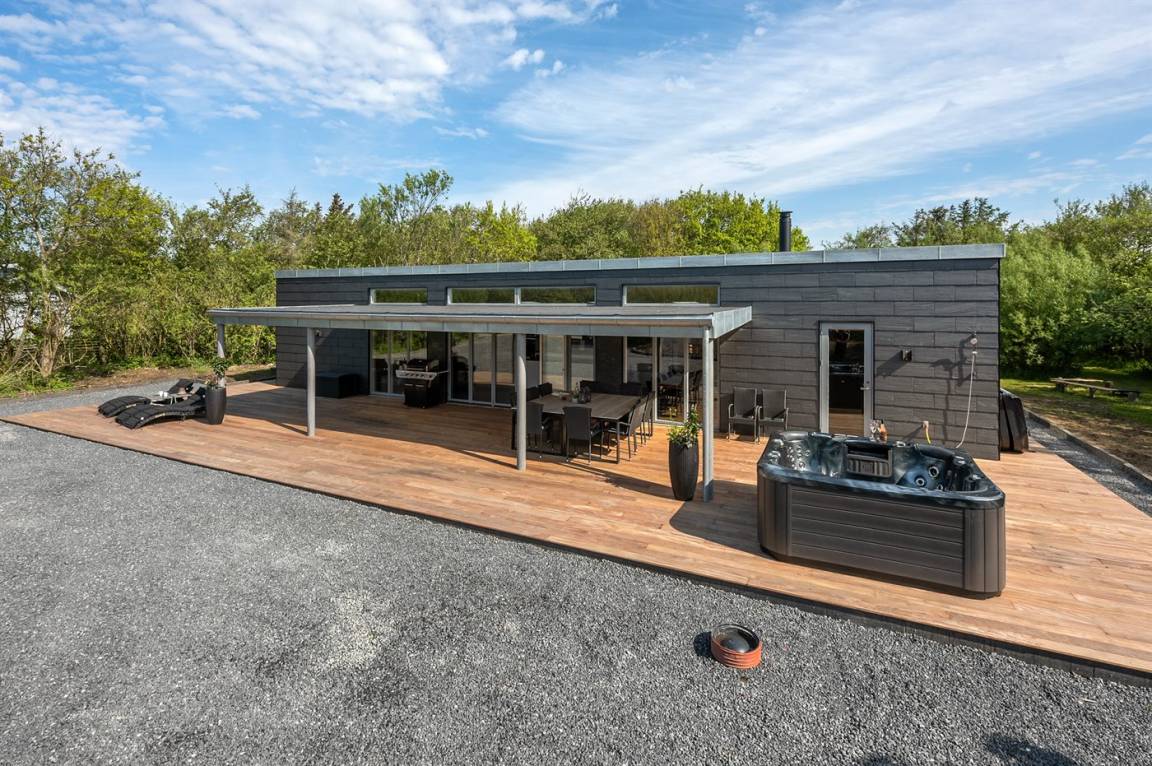 180 M² Ferienhaus ∙ 5 Schlafzimmer ∙ 10 Gäste - Søndervig