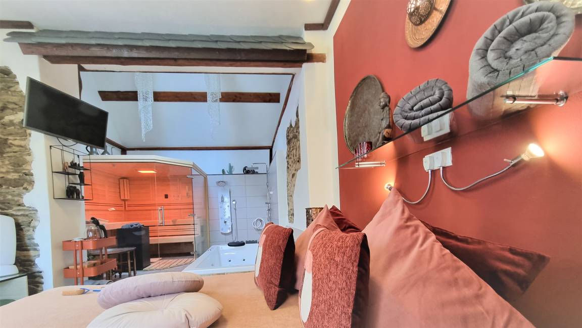 132 M² House ∙ 2 Bedrooms ∙ 4 Guests - Kobern-Gondorf