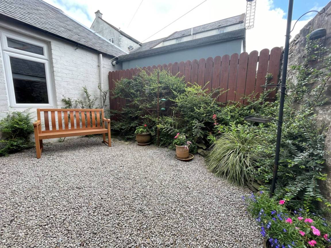 93 M² House ∙ 3 Bedrooms ∙ 7 Guests - Castle Douglas