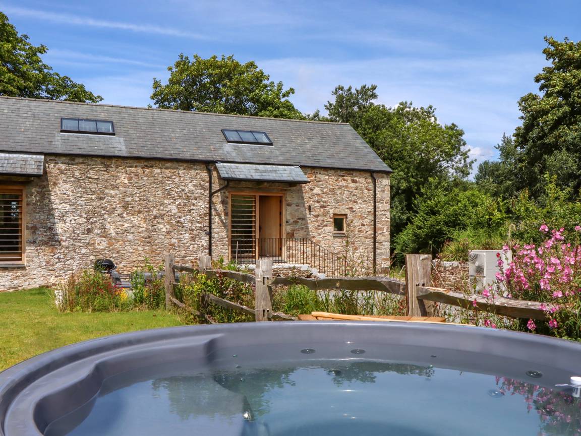 Cottage ∙ 4 Bedrooms ∙ 8 Guests - Tavistock