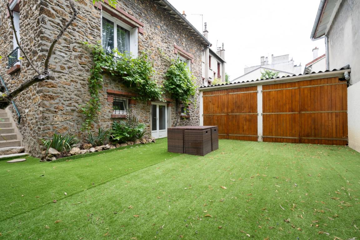 160 M² Talo ∙ 4 Makuuhuonetta ∙ 8 Vierasta - Créteil