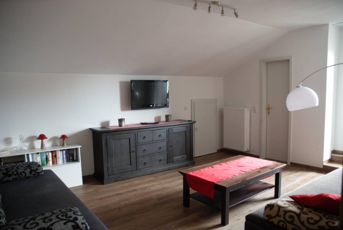 110 M² Ferienwohnung ∙ 2 Schlafzimmer ∙ 6 Gäste - Ofterschwang