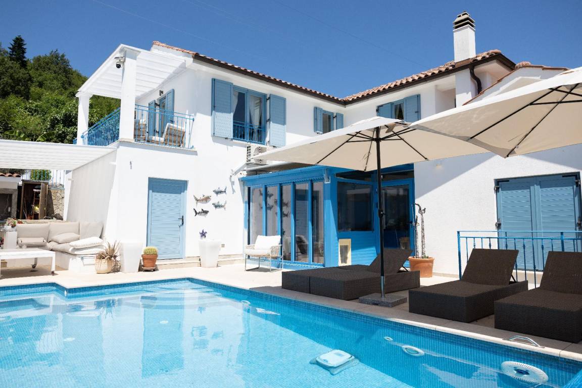 180 M² Huis ∙ 3 Slaapkamers ∙ 9 Gasten - Opatija