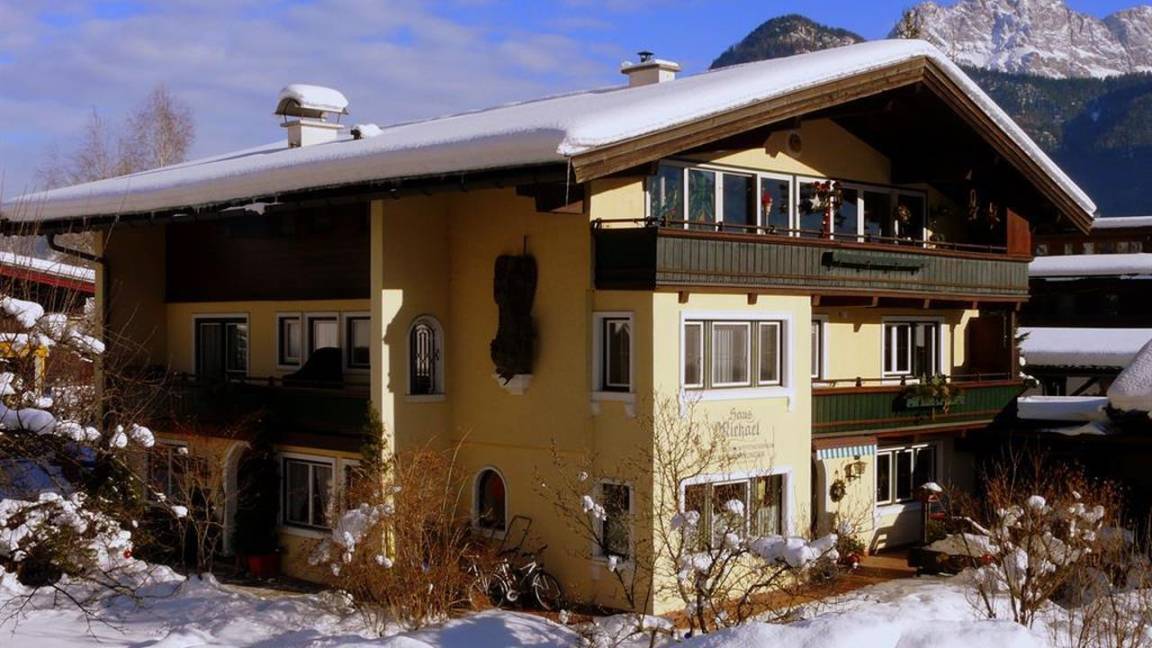 35 M² Ferienwohnung ∙ 1 Schlafzimmer ∙ 4 Gäste - Lofer