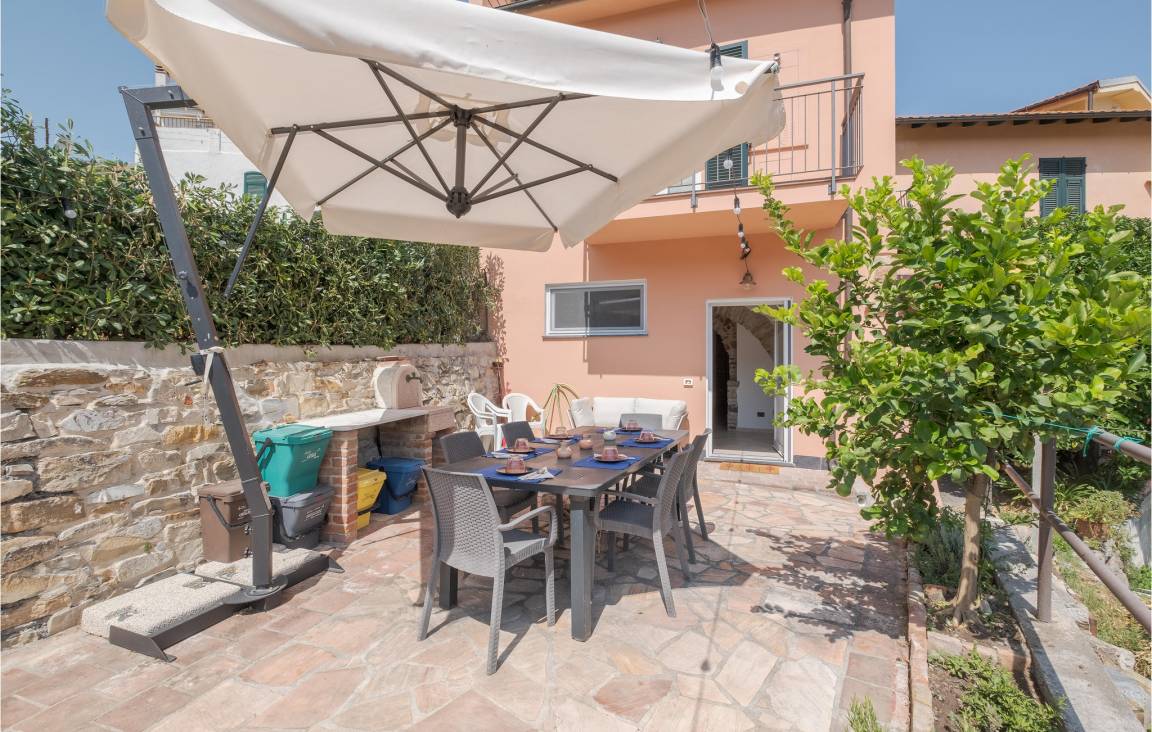 89 M² Maisonette ∙ 2 Bedrooms ∙ 6 Guests - Imperia