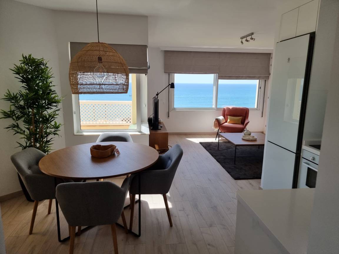 76 M² Apartamento ∙ 2 Habitaciones ∙ 5 Huéspedes - La Cala de Mijas