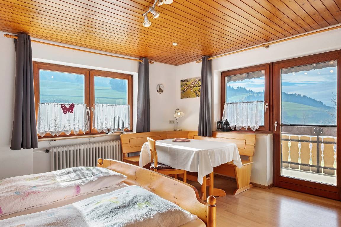 25 M² Ferienwohnung ∙ 1 Schlafzimmer ∙ 2 Gäste - Merzhausen