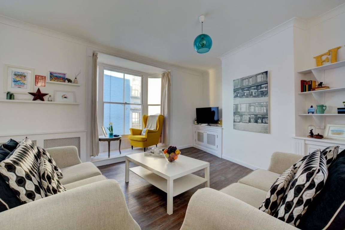 Apartment ∙ 3 Bedrooms ∙ 5 Guests - Cromer