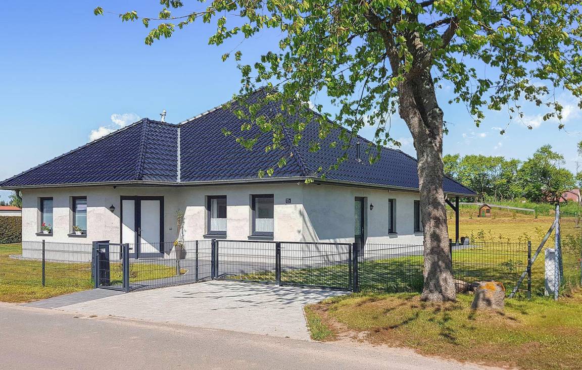 129 M² Ferienhaus ∙ 2 Schlafzimmer ∙ 4 Gäste - Feldberger Seenlandschaft