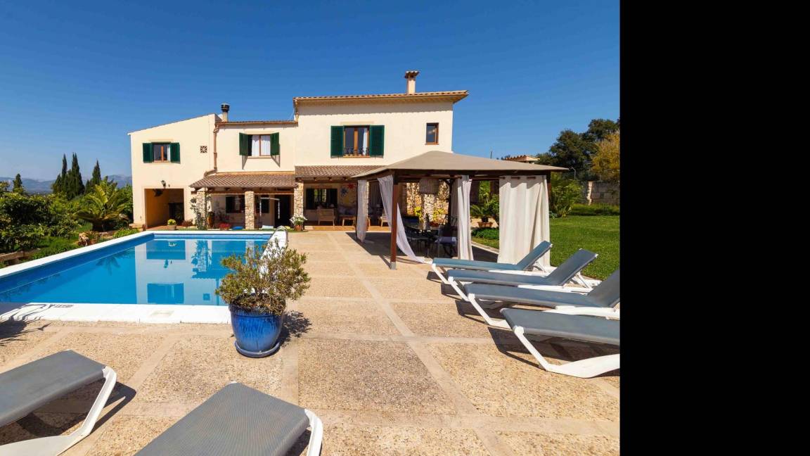 300 M² Villa ∙ 4 Habitaciones ∙ 6 Huéspedes - Muro