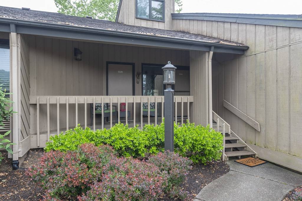 House ∙ 2 Bedrooms ∙ 8 Guests - Lake Lure, NC