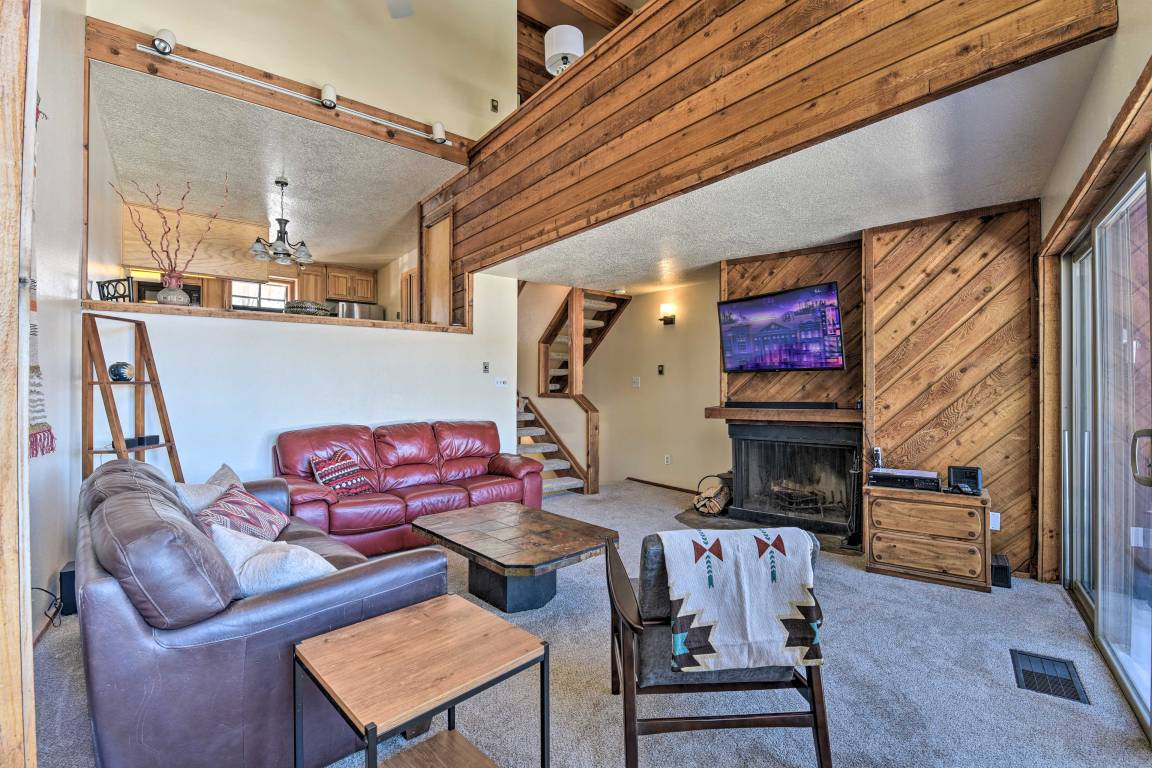 179 M² Apartment ∙ 3 Bedrooms ∙ 12 Guests - Angel Fire, NM
