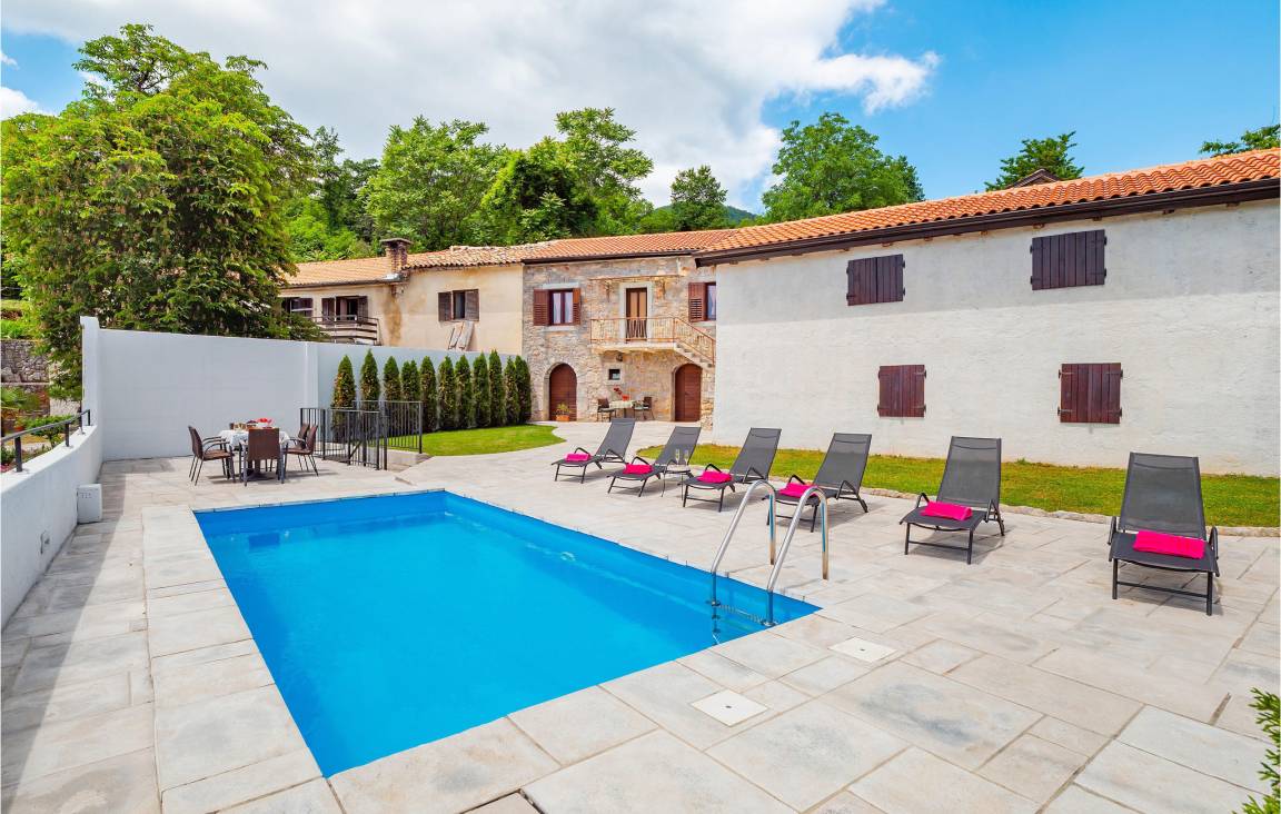 210 M² Maison De Vacances ∙ 5 Chambres ∙ 10 Personnes - Opatija