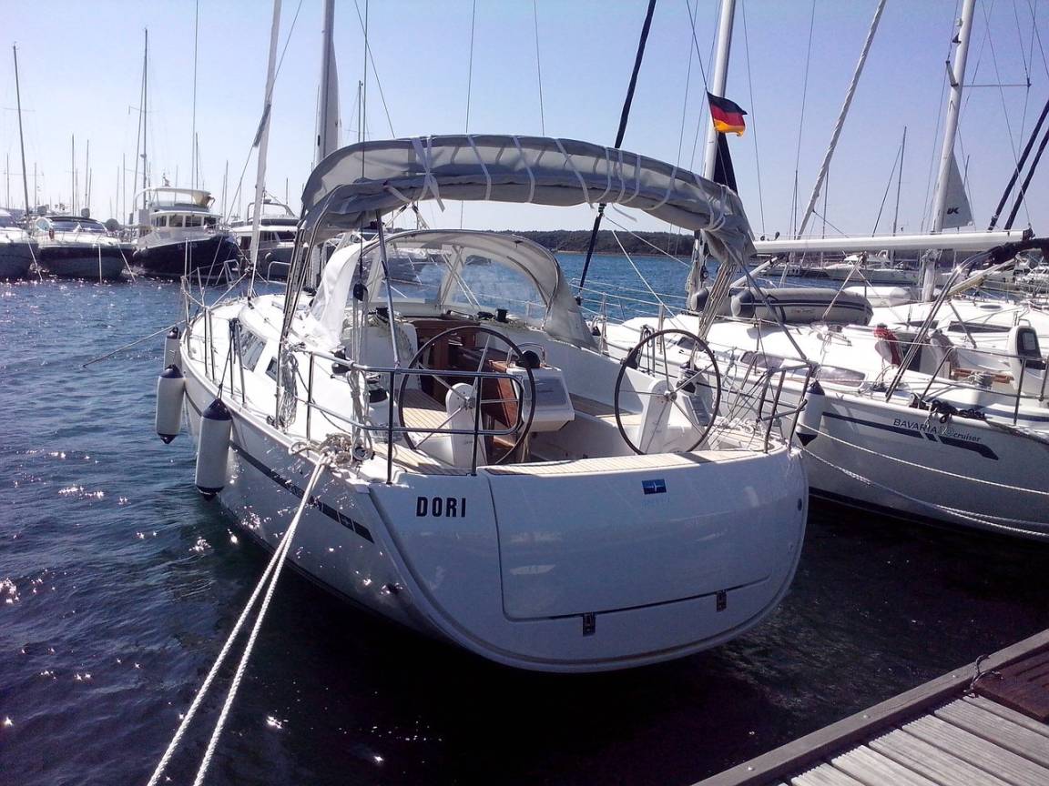 11 M² Houseboat ∙ 2 Bedrooms ∙ 4 Guests - Croatia
