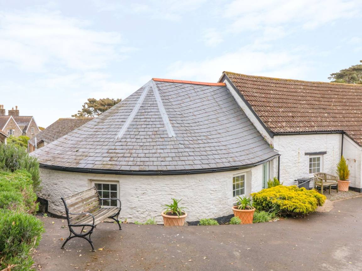 Cottage ∙ 2 Bedrooms ∙ 4 Guests - Ilfracombe