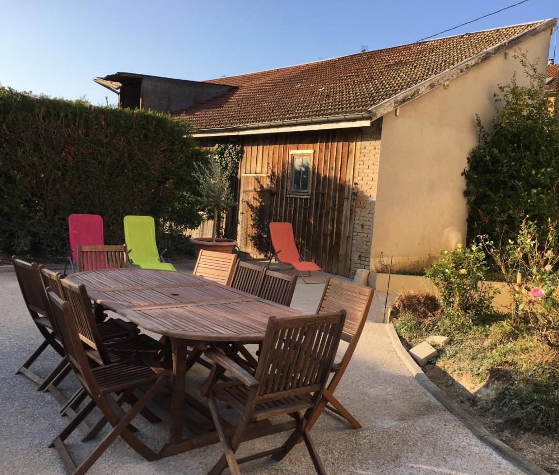 215 M² Gîte ∙ 6 Chambres ∙ 12 Personnes - Marne