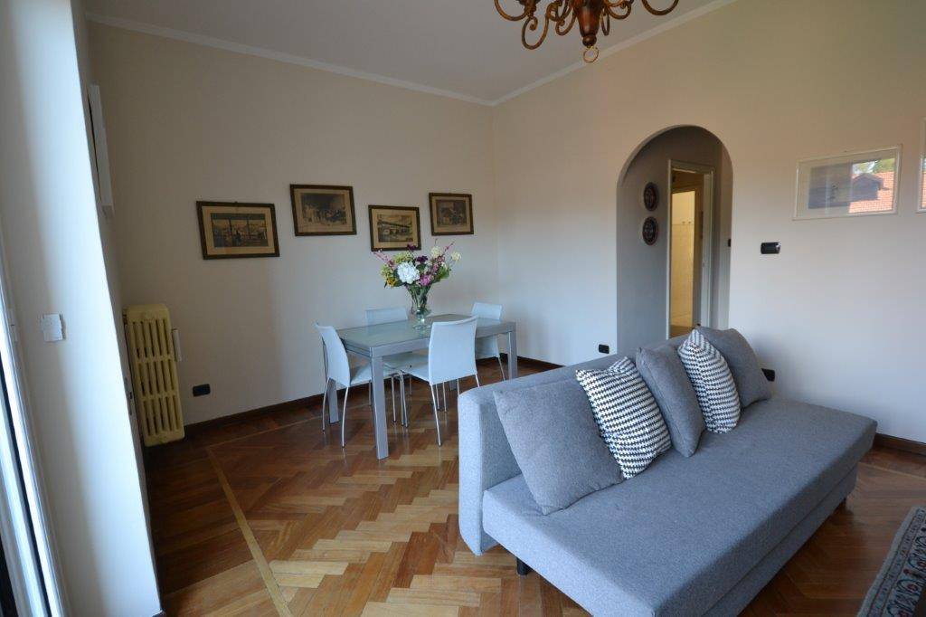 74 M² Apartment ∙ 1 Bedroom ∙ 5 Guests - Varese