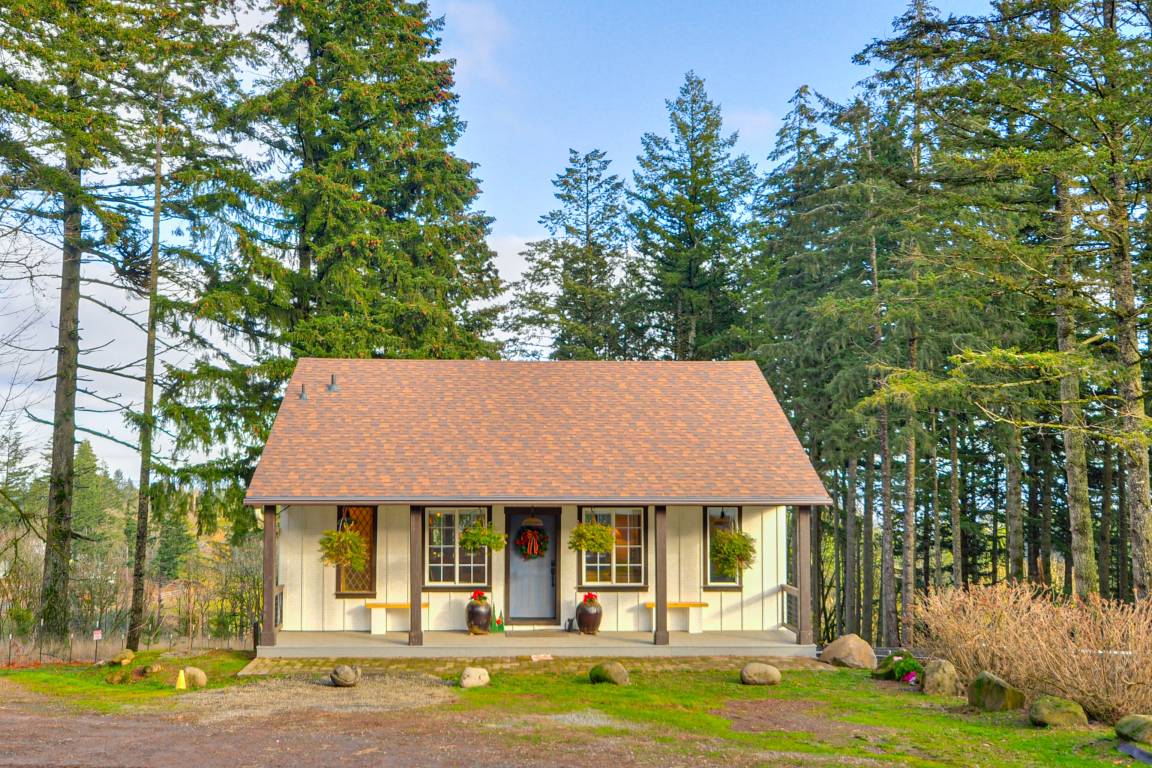 111 M² Cottage ∙ 4 Bedrooms ∙ 10 Guests - Sherwood, OR