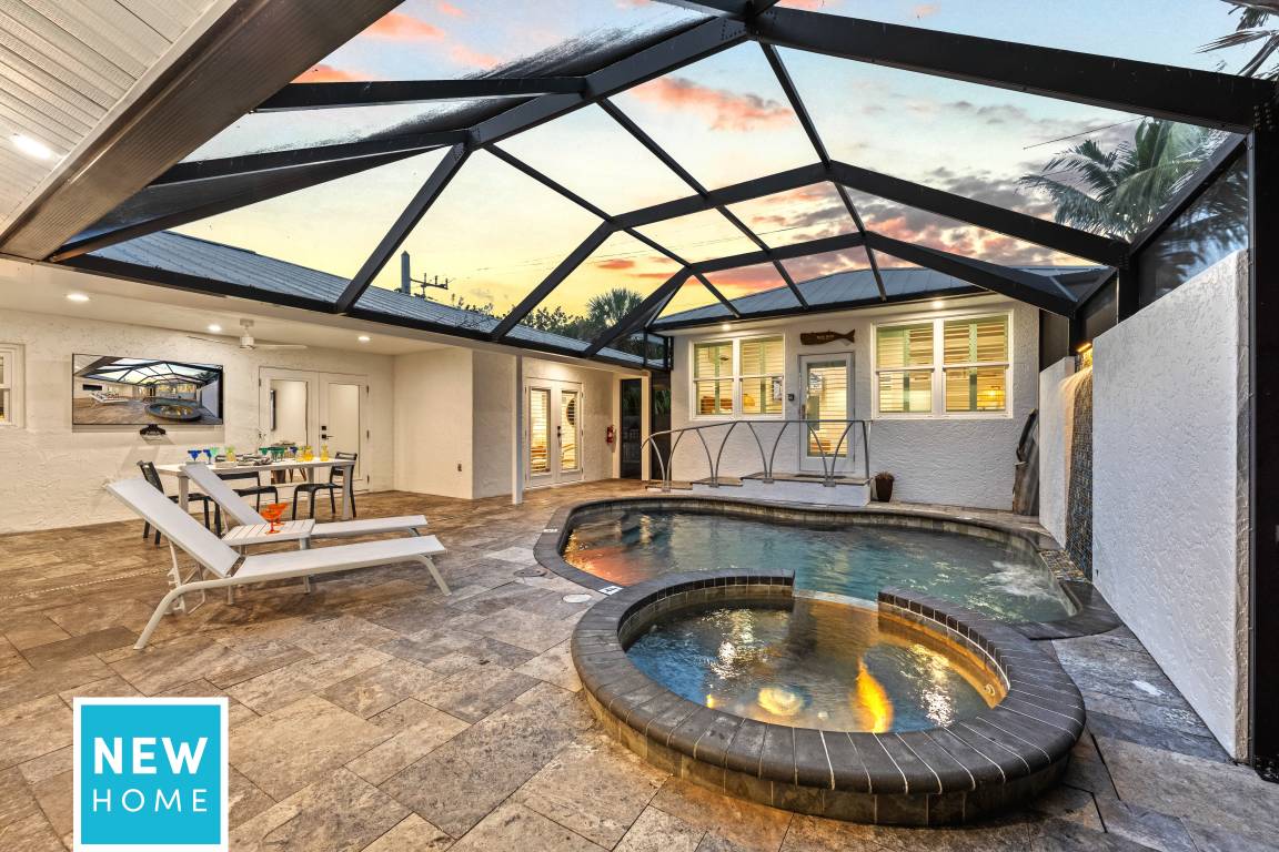 House ∙ 4 Bedrooms ∙ 10 Guests - Sarasota