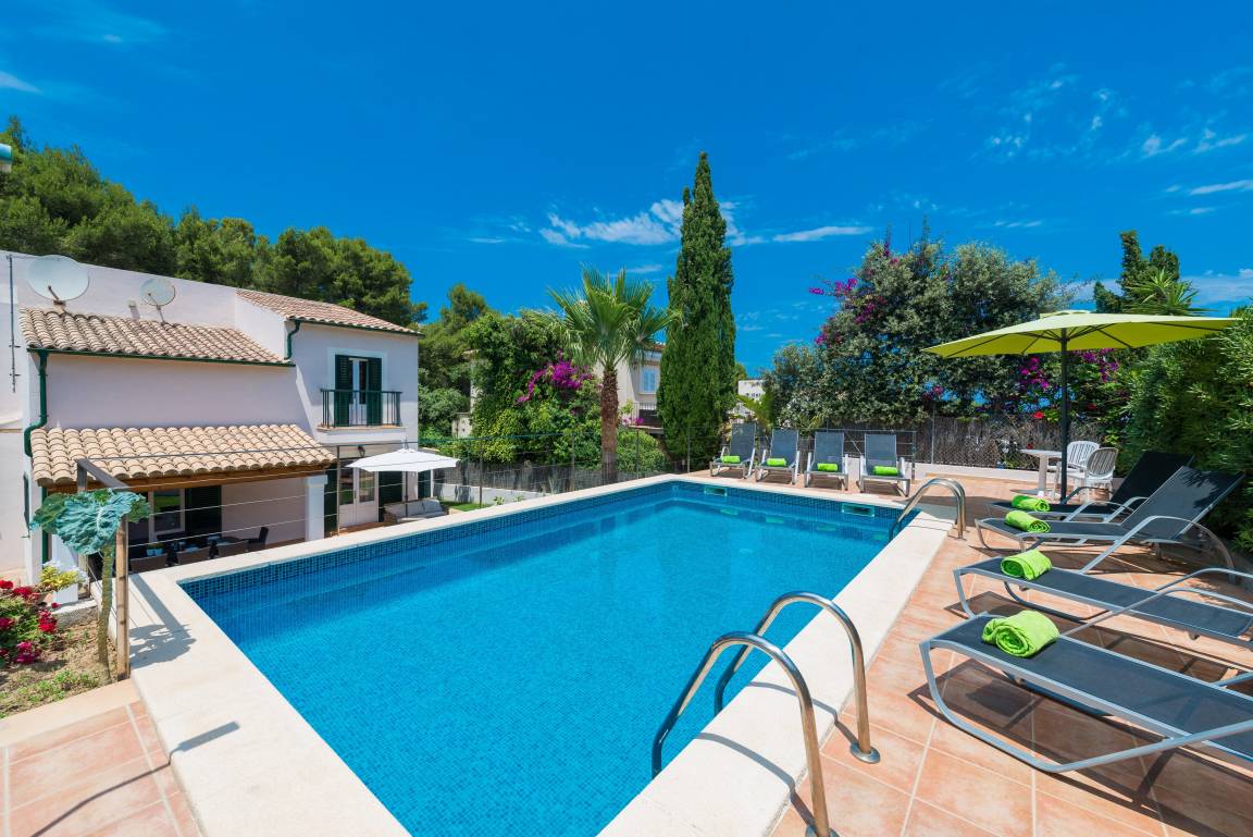 200 M² Villa ∙ 4 Chambres ∙ 8 Personnes - Port de Pollença