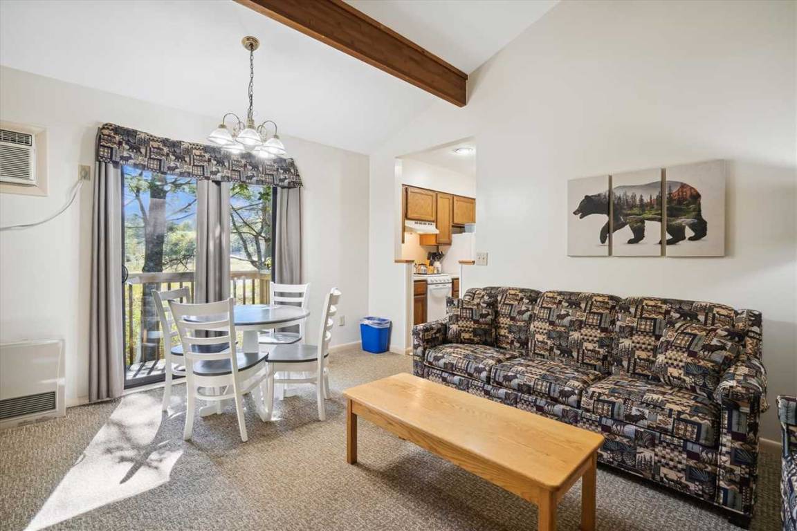 Hotel ∙ 1 Bedroom ∙ 4 Guests - Woodstock