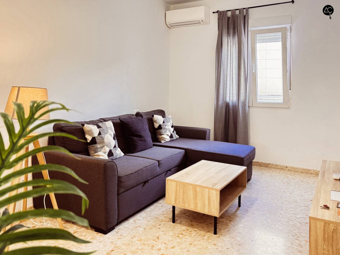60 M² Apartment ∙ 2 Bedrooms ∙ 6 Guests - Cádiz
