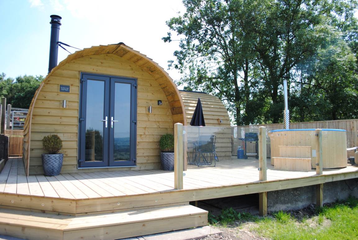 30 M² Cabin ∙ 2 Bedrooms ∙ 4 Guests - Stoke-on-Trent
