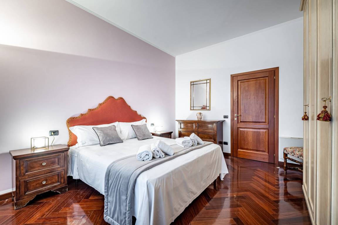 115 M² Ferienwohnung ∙ 3 Schlafzimmer ∙ 7 Gäste - Florenz