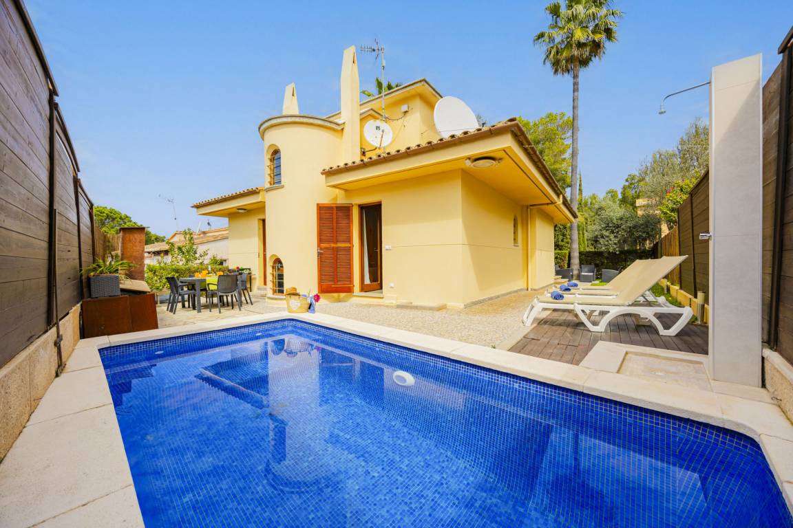 217 M² Villa ∙ 3 Habitaciones ∙ 6 Huéspedes - Alcudia