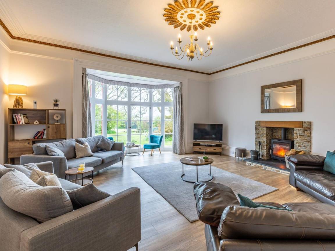 Cottage ∙ 5 Bedrooms ∙ 10 Guests - Welcombe