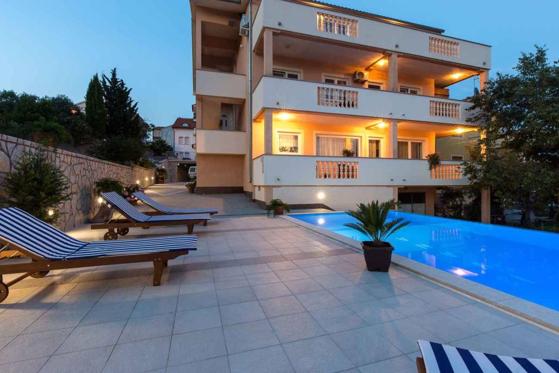 50 M² Apartment ∙ 2 Bedrooms ∙ 5 Guests - Krk