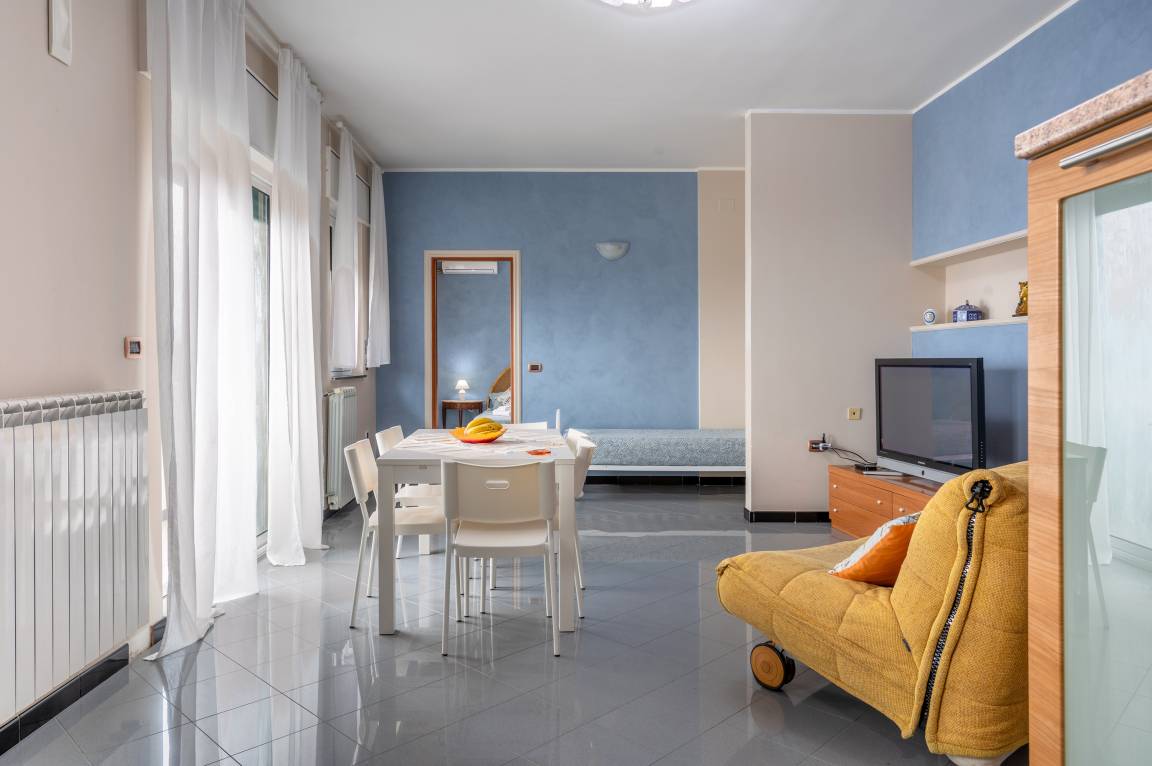 70 M² Talo ∙ 1 Makuuhuone ∙ 4 Vierasta - Taranto