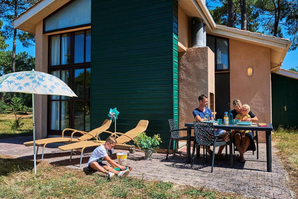 80 M² Huis ∙ 2 Slaapkamers ∙ 4 Gasten - Mios