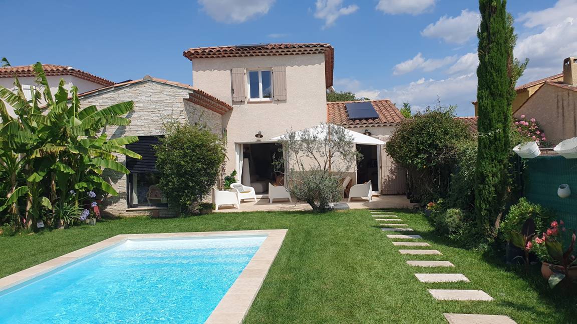 140 M² Maison De Vacances ∙ 1 Chambre ∙ 6 Personnes - Gréoux-les-Bains