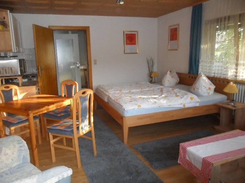 60 M² Ferienwohnung ∙ 1 Schlafzimmer ∙ 5 Gäste - Steinach