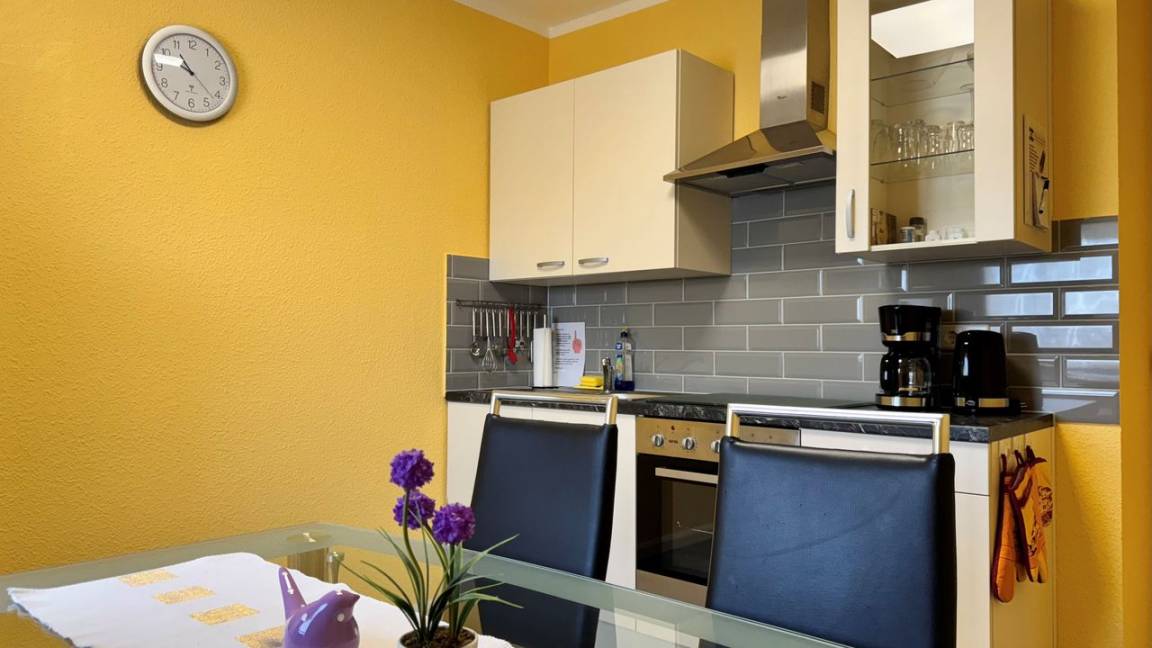 39 M² Apartment ∙ 3 Guests - Altenburg