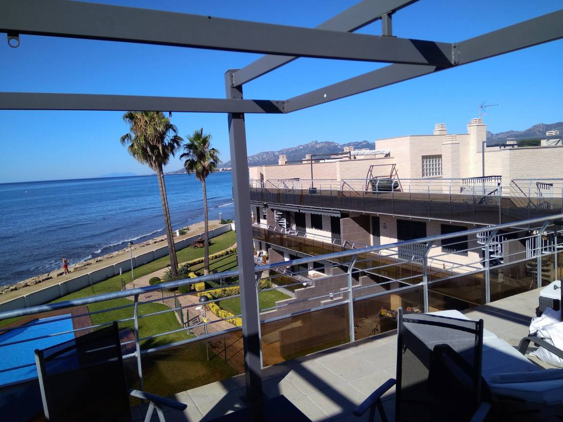 100 M² Apartamento ∙ 2 Habitaciones ∙ 4 Huéspedes - Cambrils